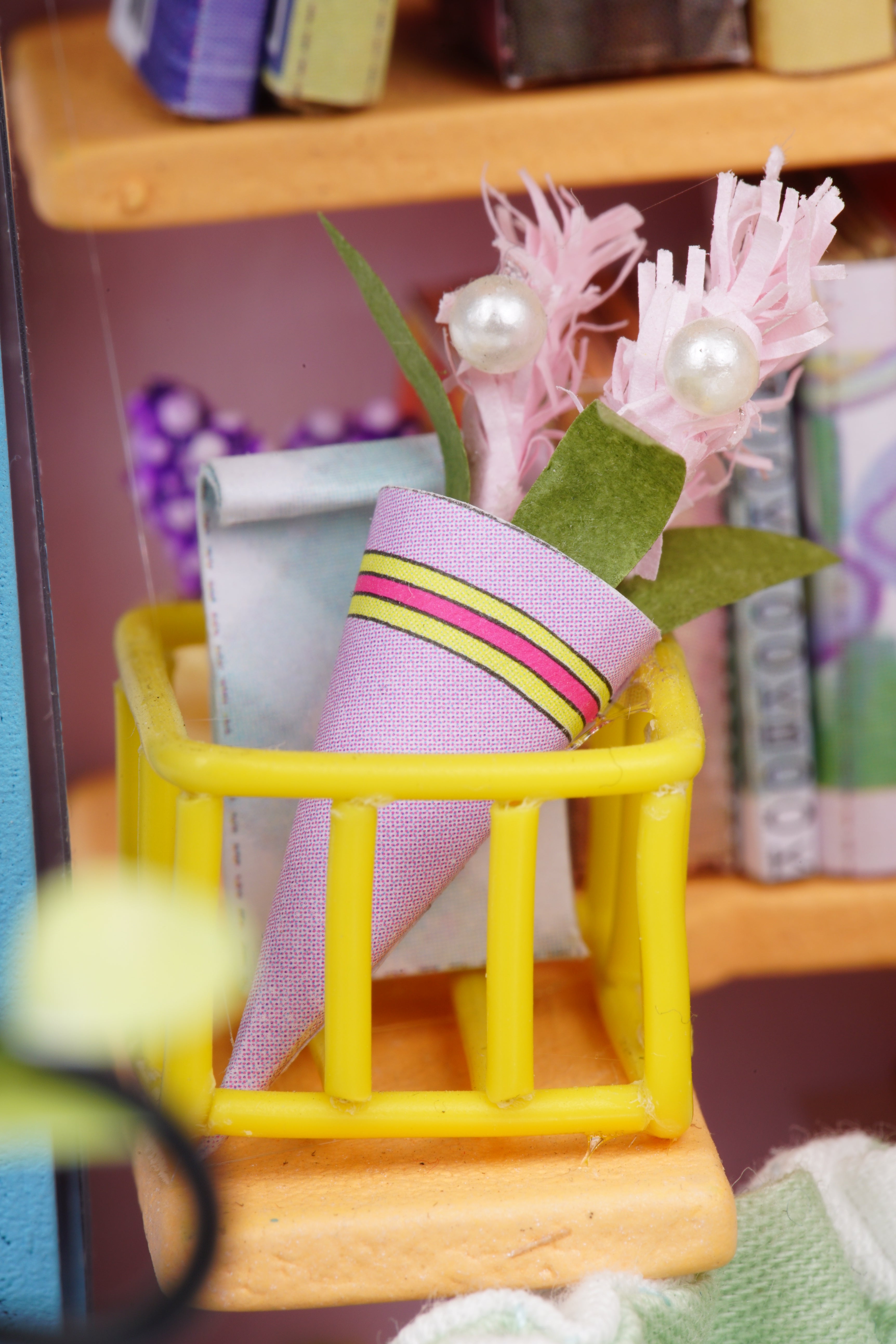 🏠 Dora’s Loft – DIY Dollhouse Scale Model Diorama Kit by Rolife ...