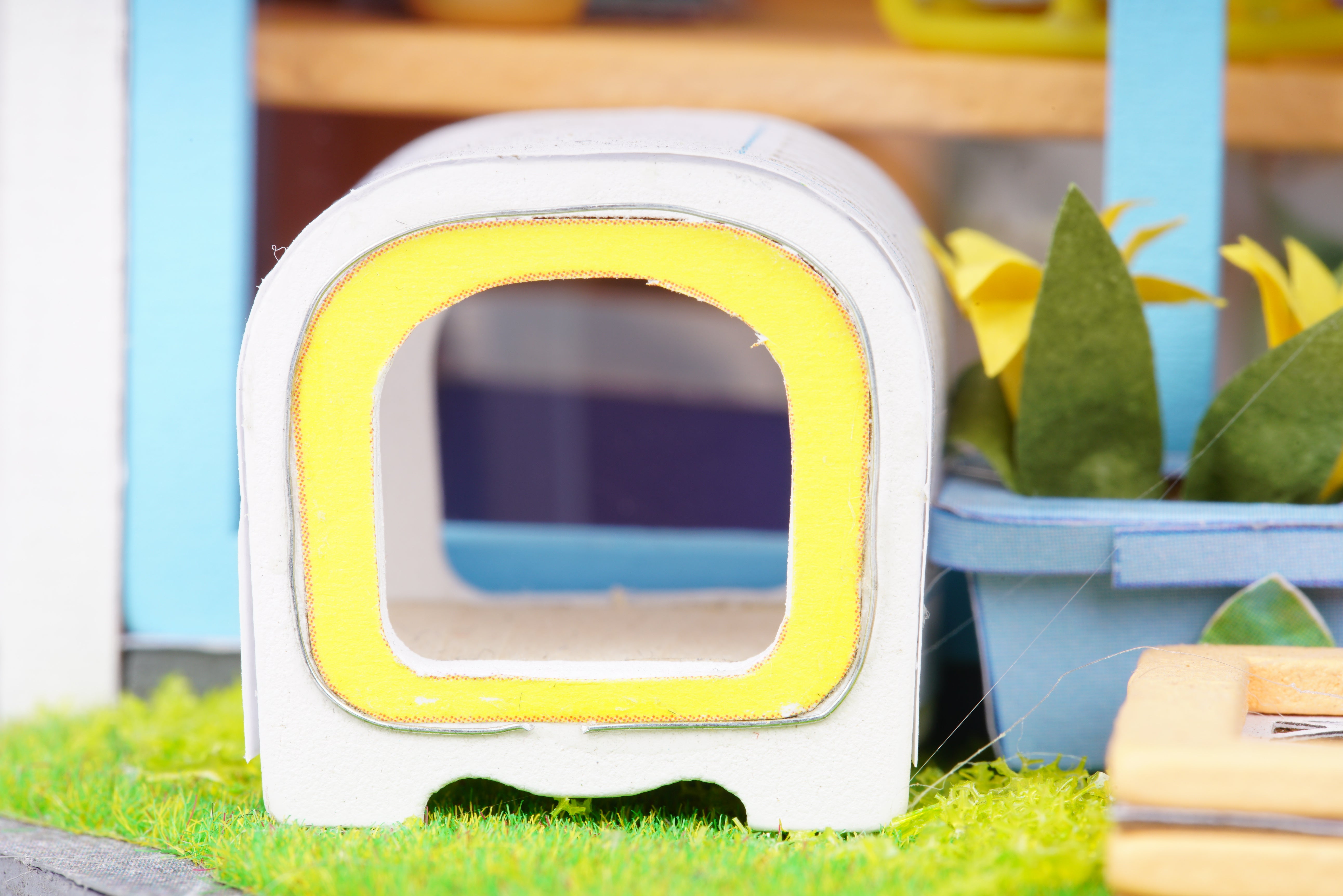 🏠 Dora’s Loft – DIY Dollhouse Scale Model Diorama Kit by Rolife ...
