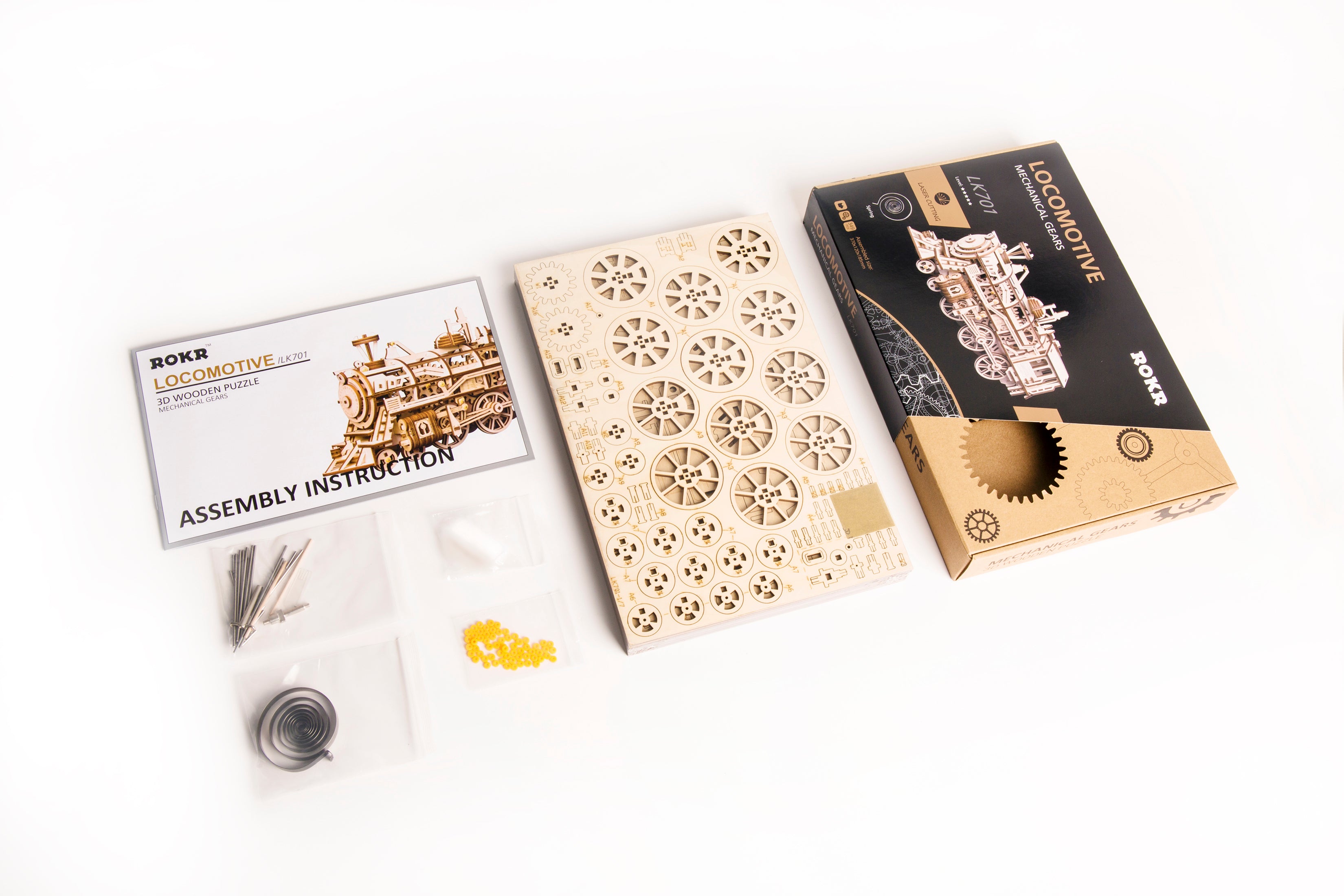 Locomotive - mechanical model by ROKR – Mechanical Models