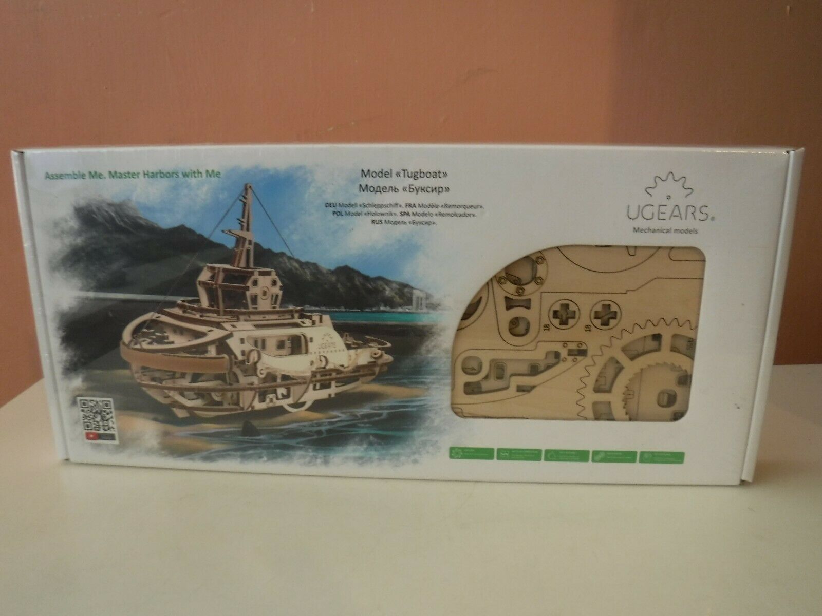 ⚓ Tugboat – Build Your Own Moving Mechanical Model by UGears ...