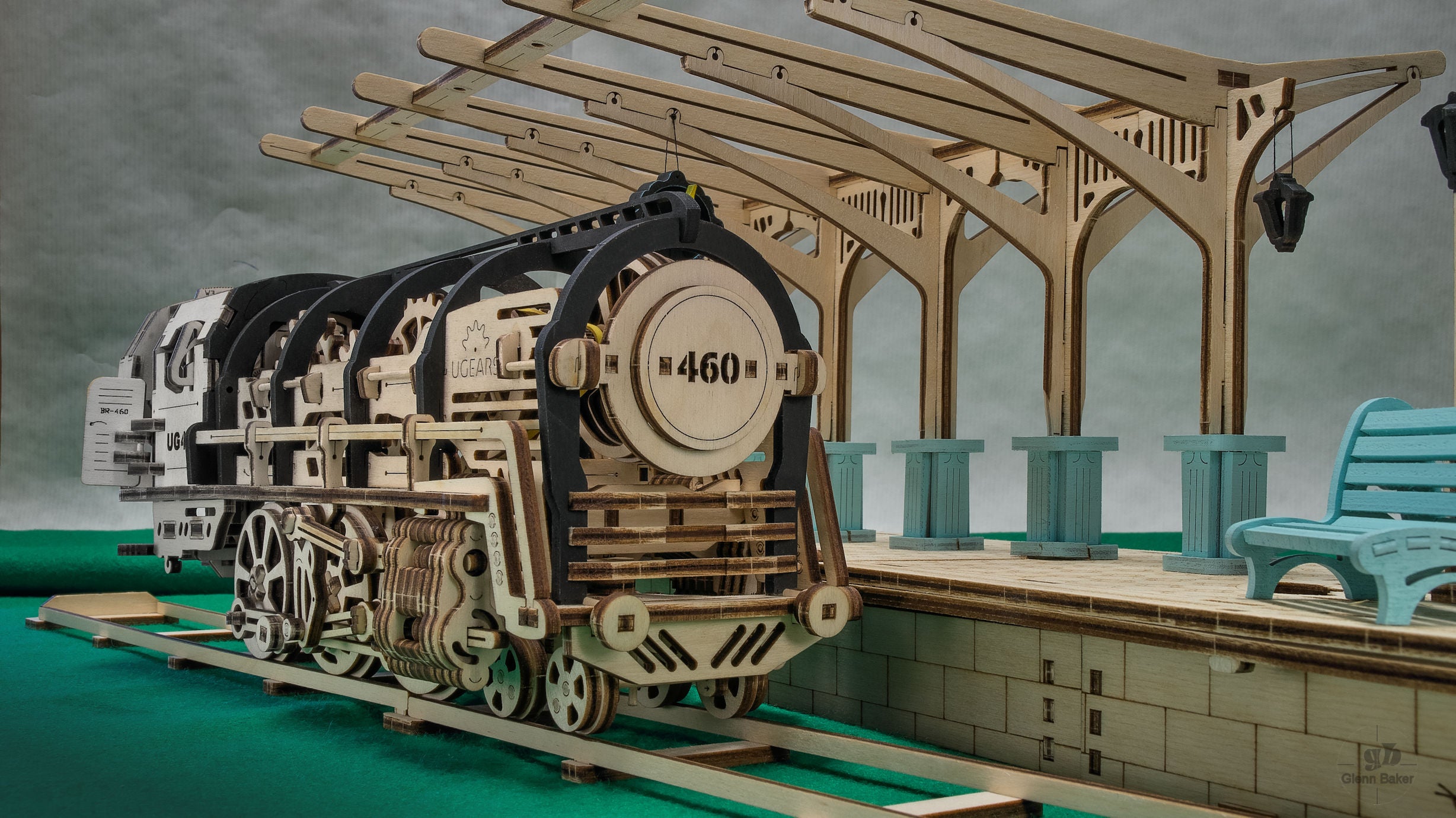 🚂 Steam Locomotive – Build Your Own Moving Model by UGears – Mechanical ...